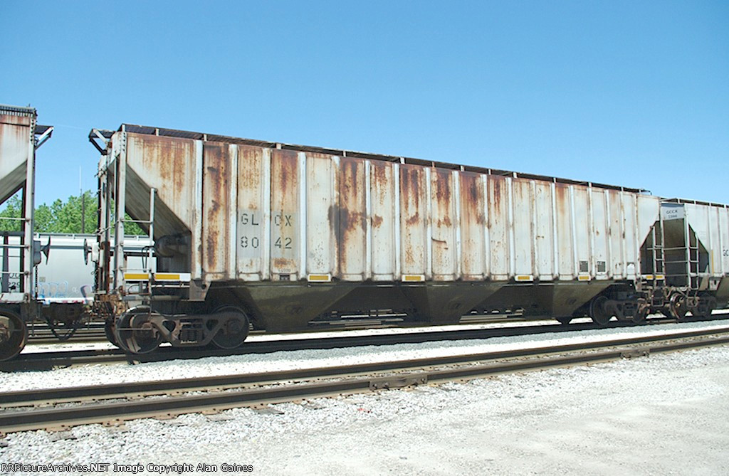 GLCX Covered Hopper 8042